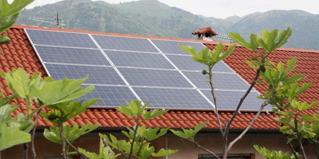 Pannelli fotovoltaici: benefici e prezzi in Italia 2024 - Green Solar ...